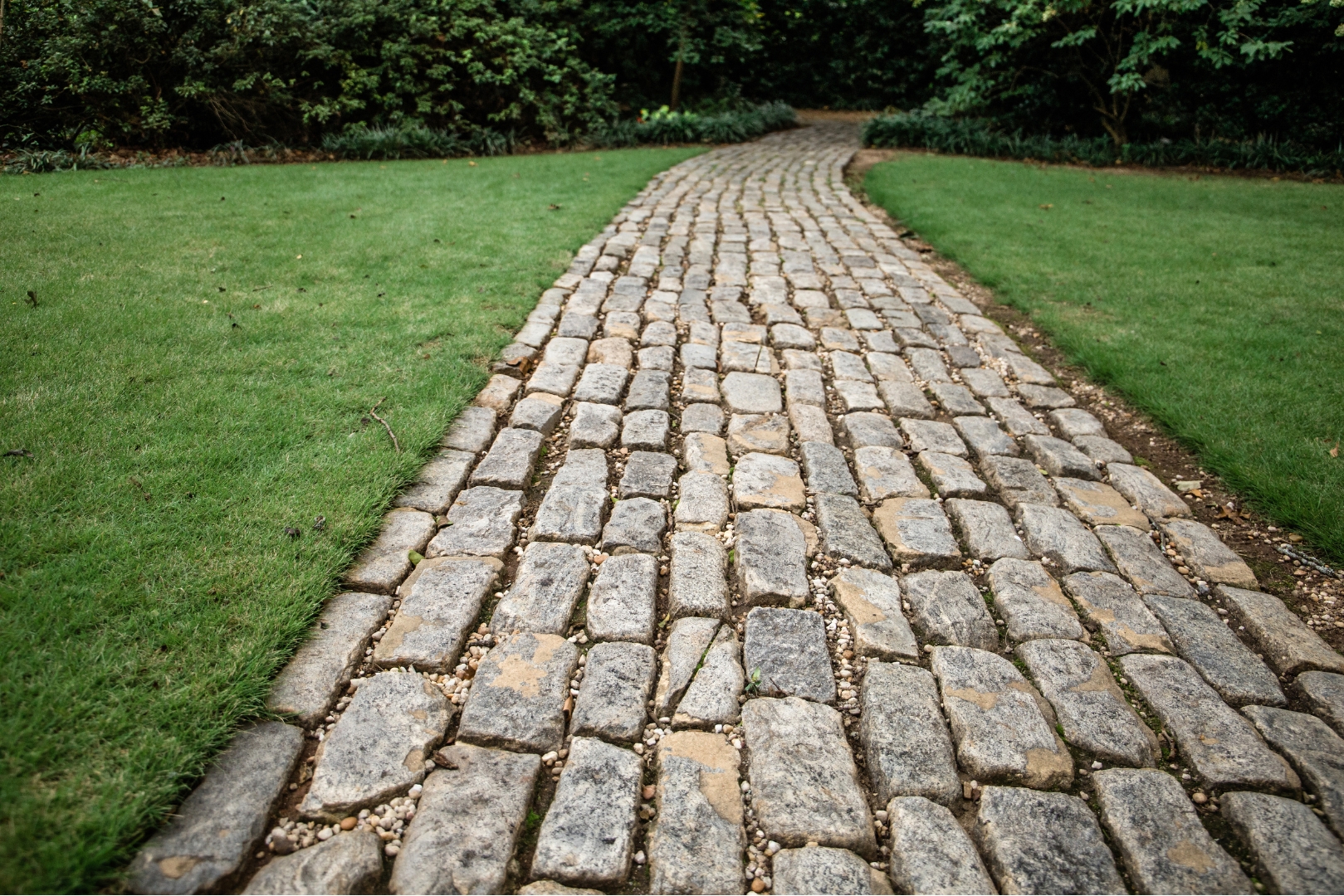 What should I use to build my walkway? – YourHomeInspirations